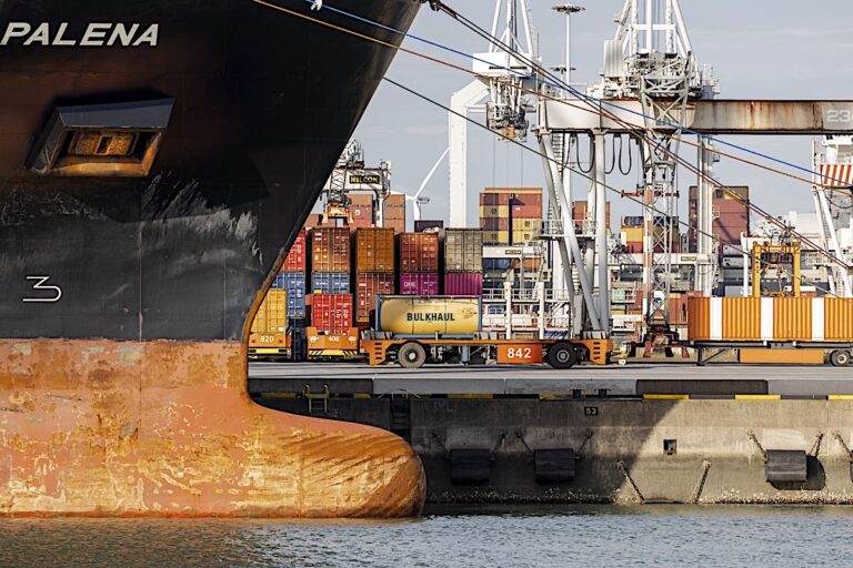 Autonomous Everything: How Self-Piloting Ships, Drones & Military ...