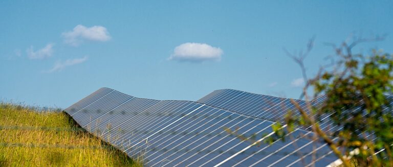 Perovskite Solar Cells: Wearable and Driveable Solar Power? – EDI ...